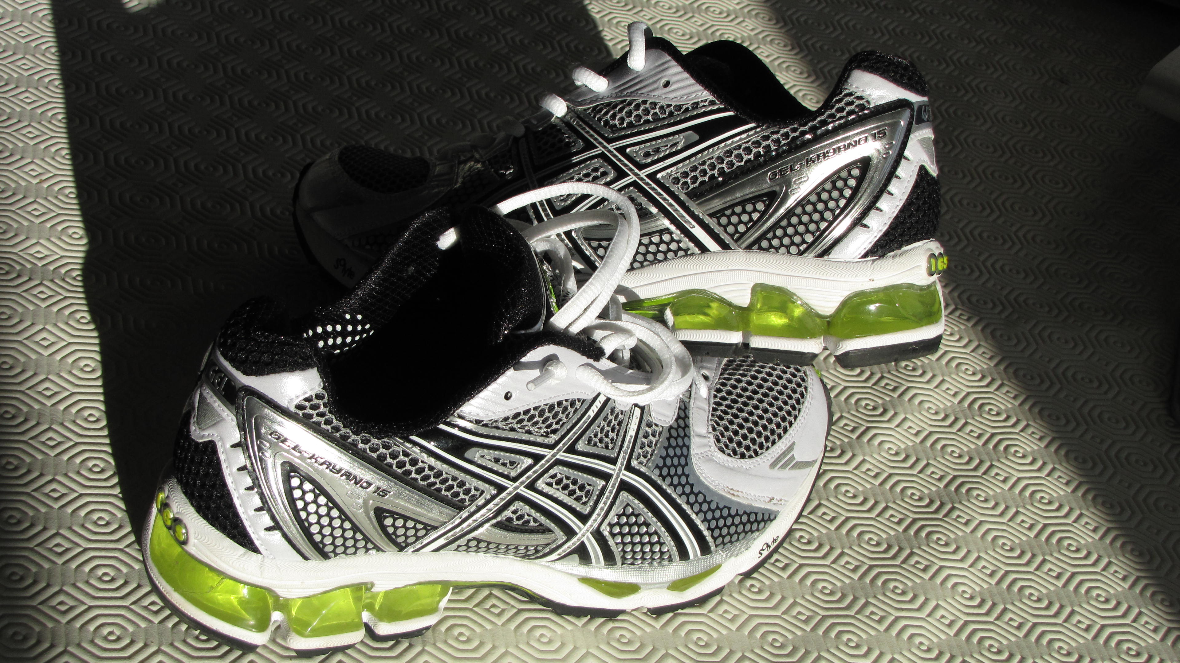 Closer Look: ASICS Kayano – Drift House